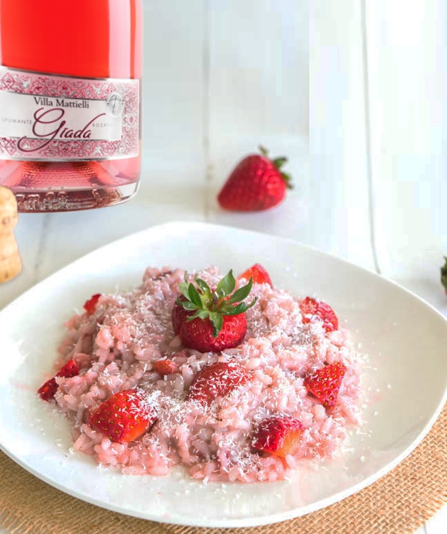 Strawberries risotto and Sparkling Brut Rosè "Giada"